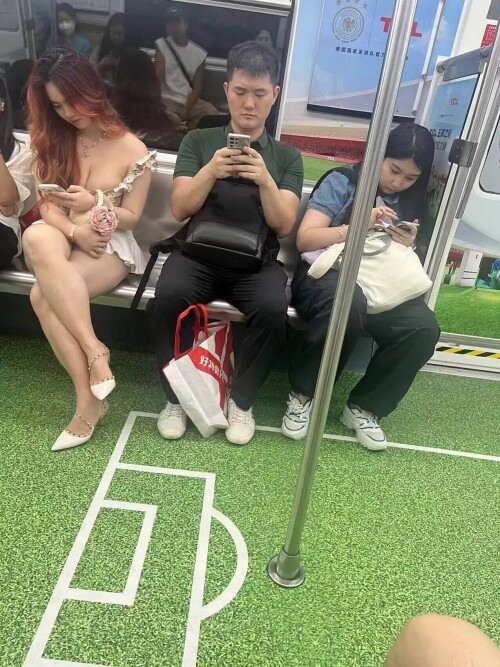 A45EYWWSWA4NFP43YU5V tmb - ImageHub - 图仓